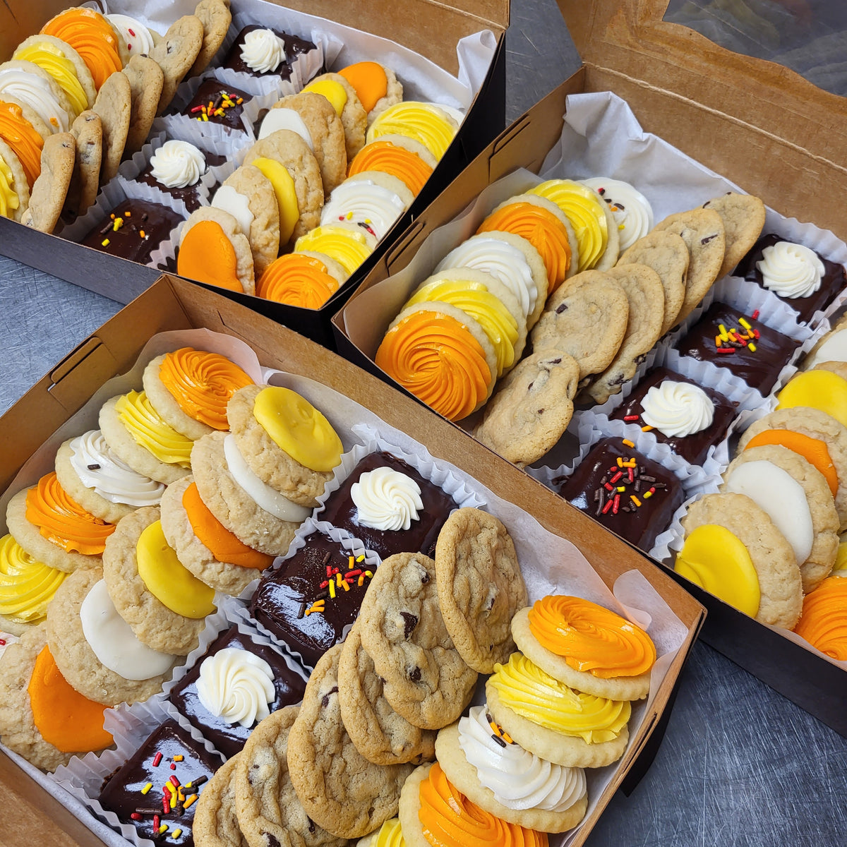 Classic Cookie Box – Country Cakes & Bakes